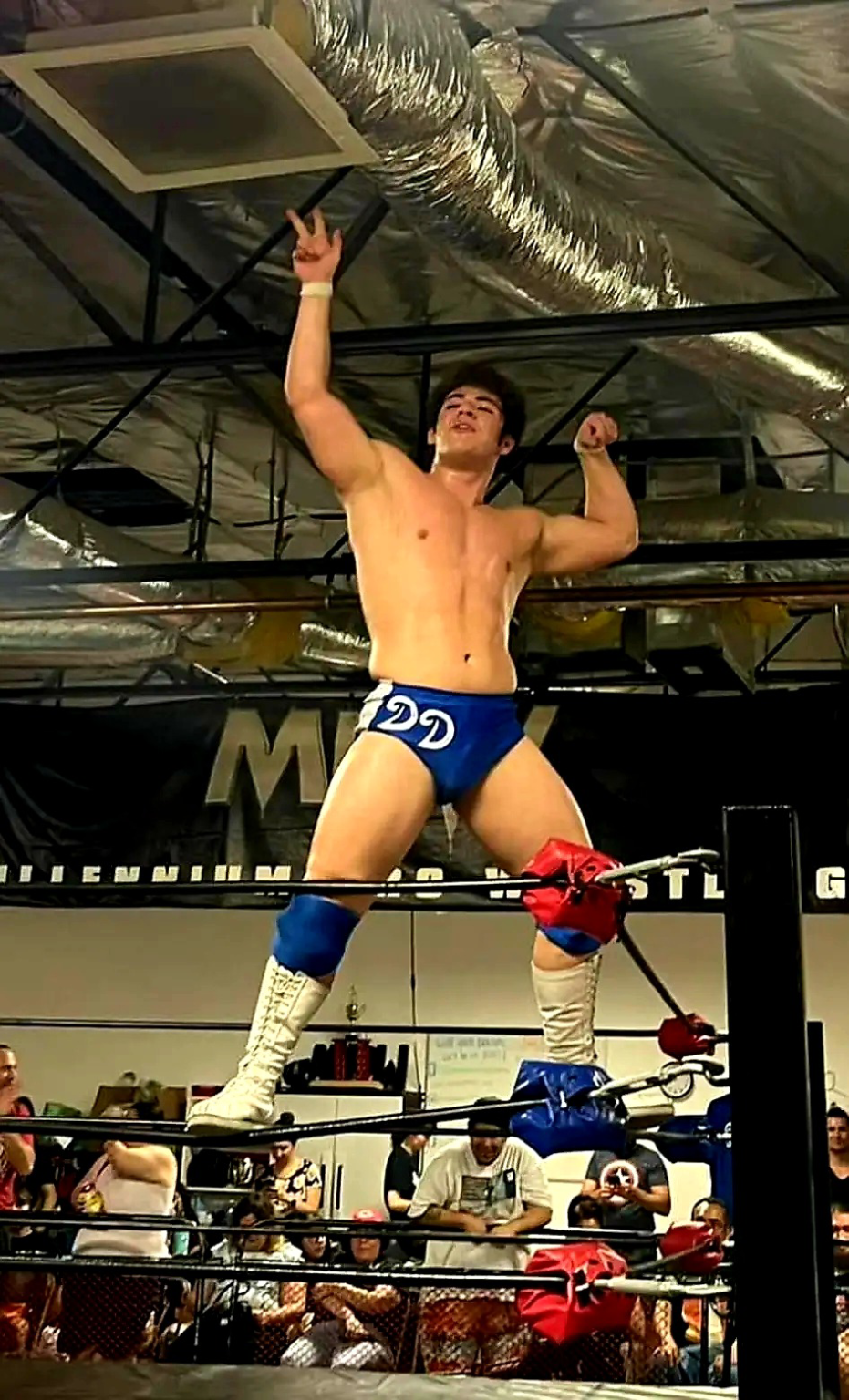 Boys Wrestling Bulges – Giant Bulge